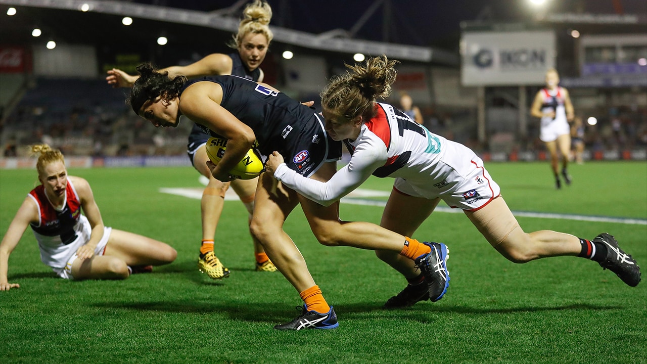 Exon exemplifies grit against her former side