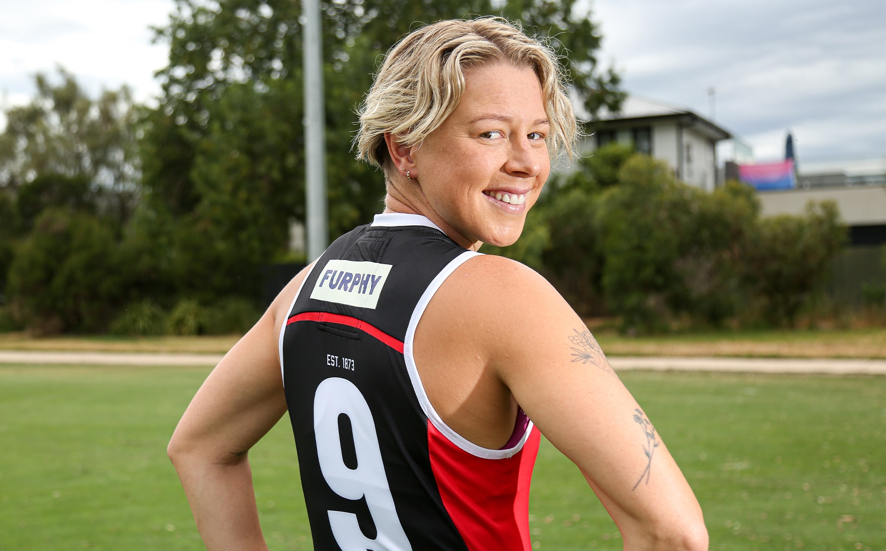 Cheers to that! Furphy joins AFLW program as Official Partner