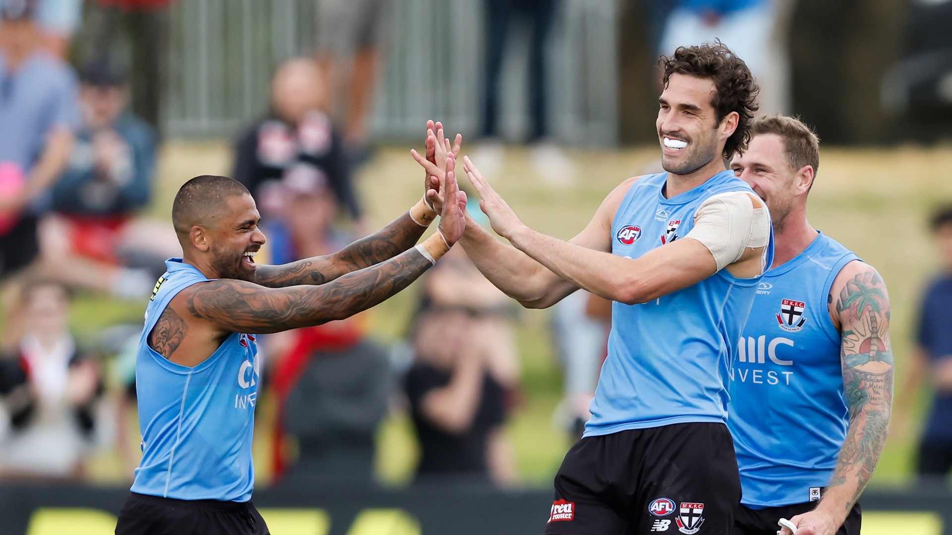 Saints put Bombers to the sword as key forwards shine