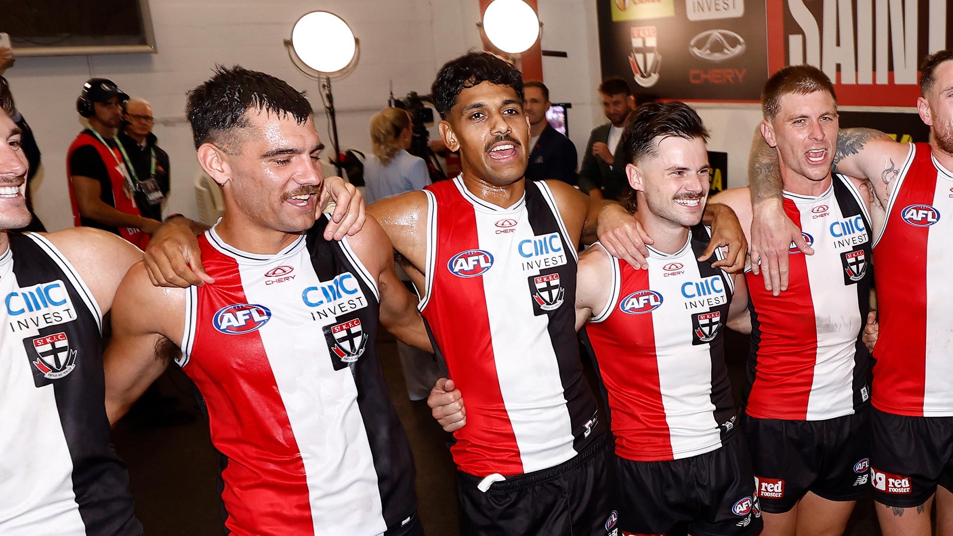 Coaches' votes: A maiden 10 votes for Silky Saint's perfect performance