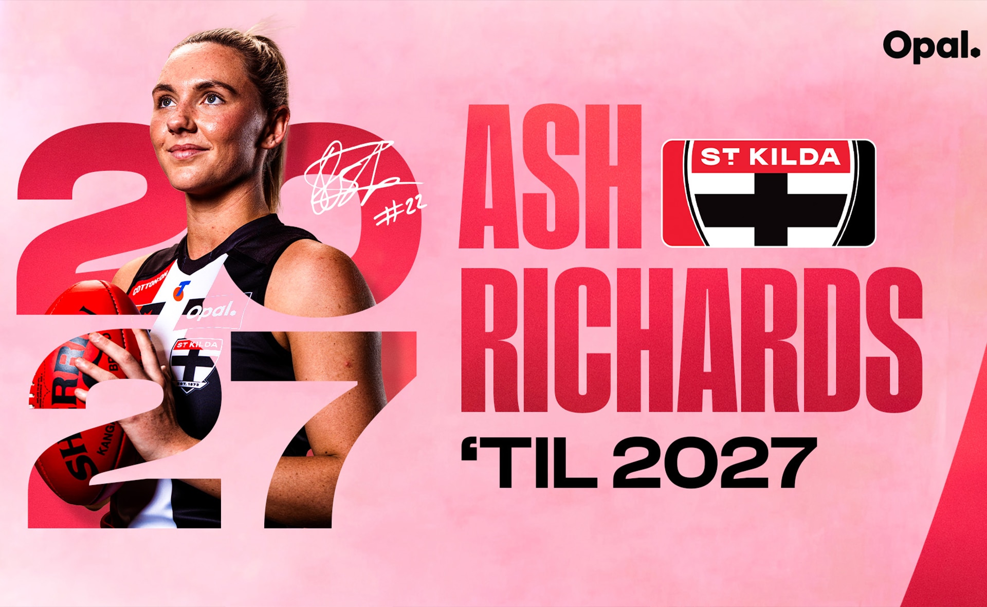 Smash Hit! Ash Richards signs on