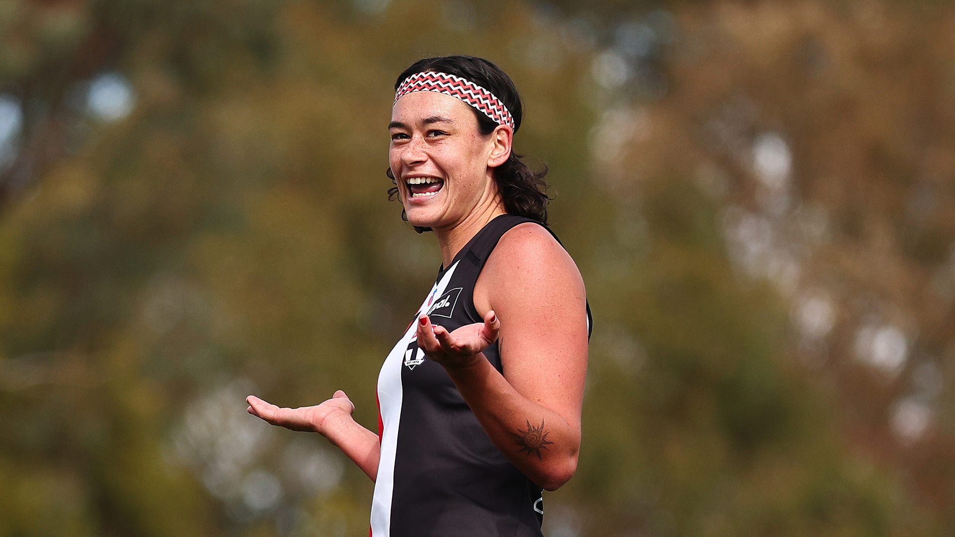 Wardlaw propels Saints to AFLW's biggest comeback over Port