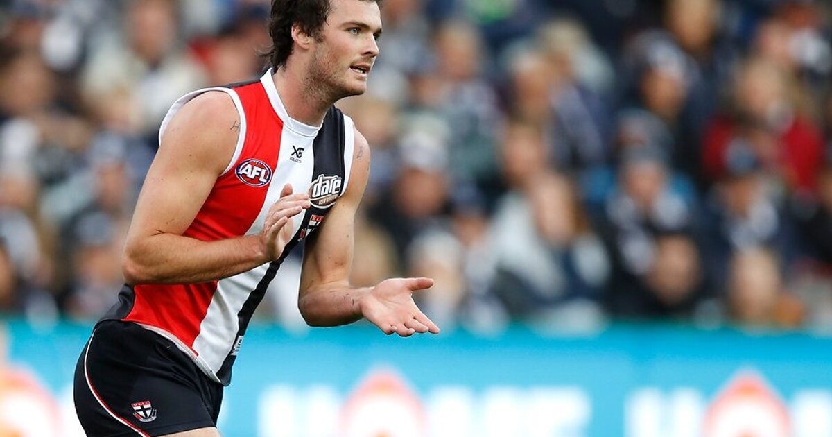 Roberton returns home