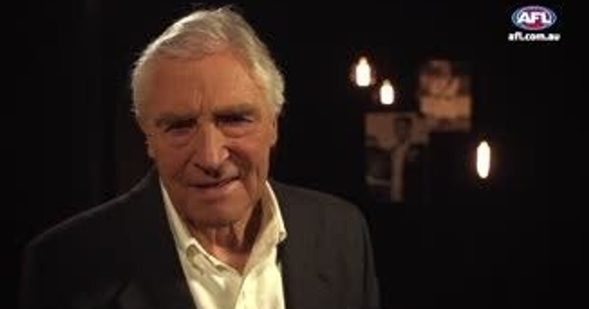 Neil Roberts into Hall of Fame