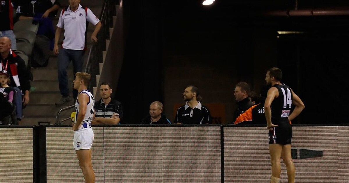 AFL backflip on the 'shot clock'