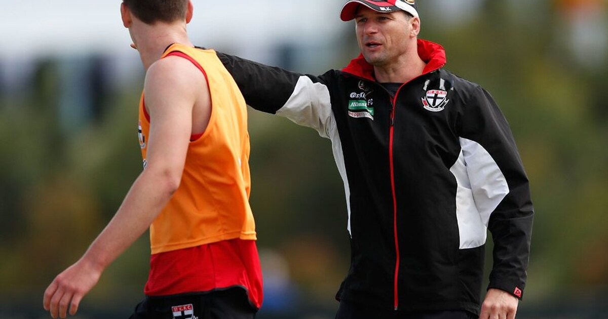 Hamill at helm of Sandy Zebras