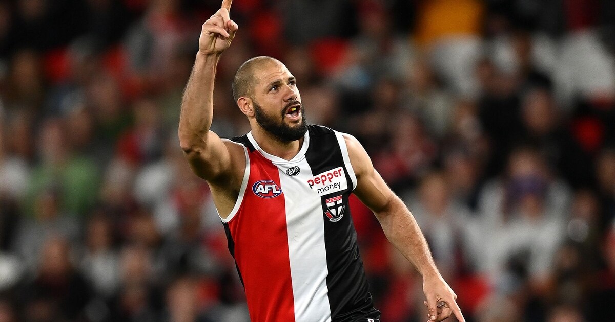 A glance, a chance: Ryder reveals the secrets behind that tap