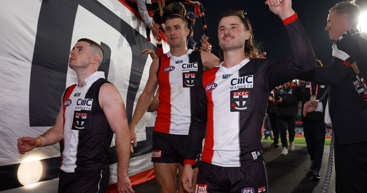 Saints celebrate 150th with 3-0 start